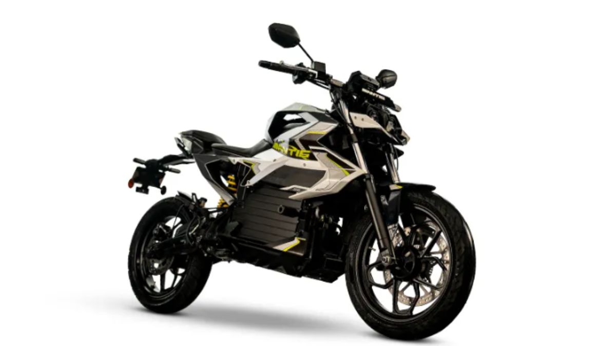 EV in Focus: 221 km रेंज का दावा करती है, एग्रेसिव डिजाइन वाली Orxa ...