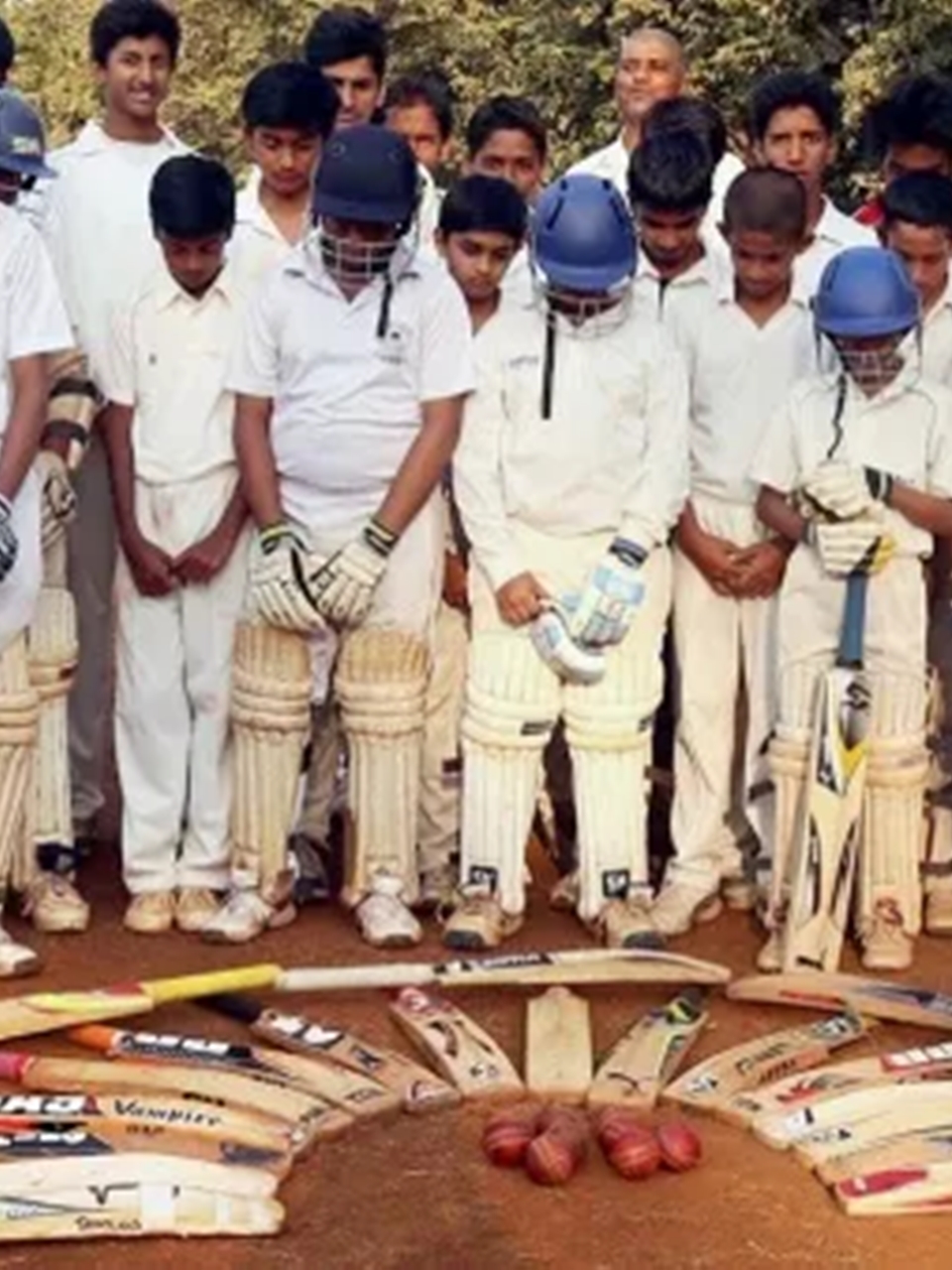 Players died while playing cricket Raman Lamba Wasim Raja Phillip ...