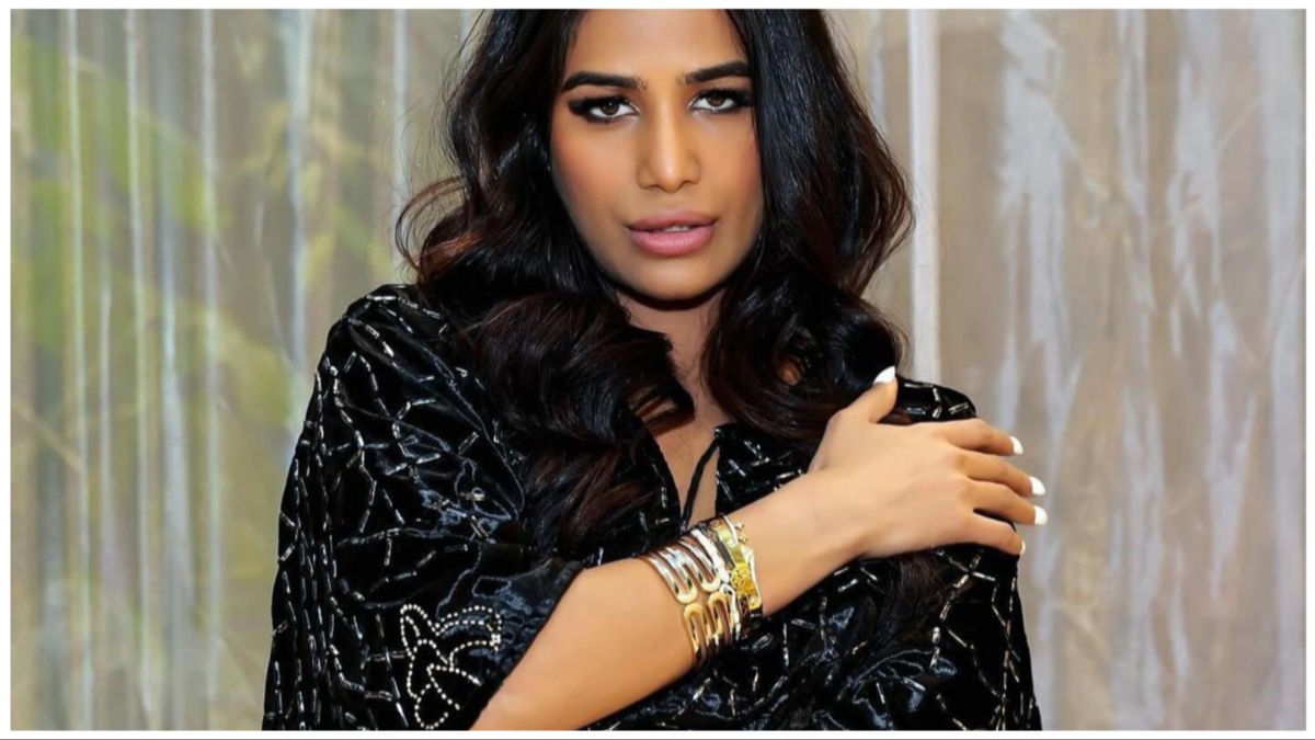 Poonam Pandey Death News Hindi: Poonam Pandey Died/Dead At the Age of ...