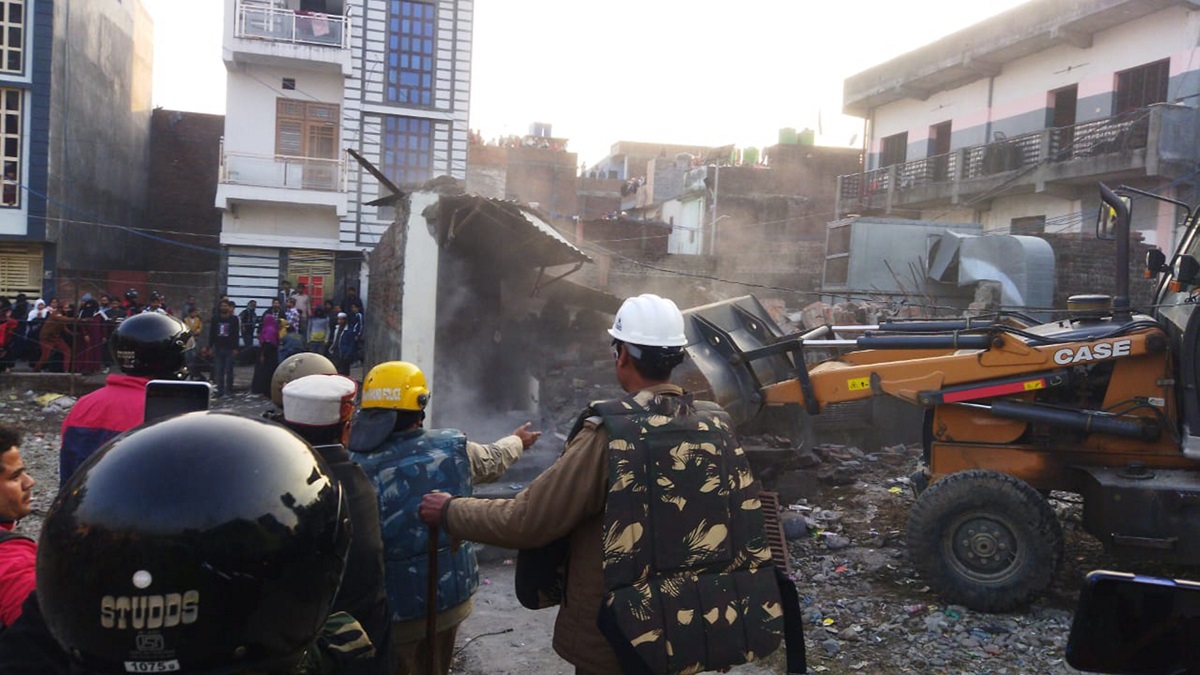 Uttrakhand Haldwani Riots After Madrasa and Masjid Demolition Haldwani ...