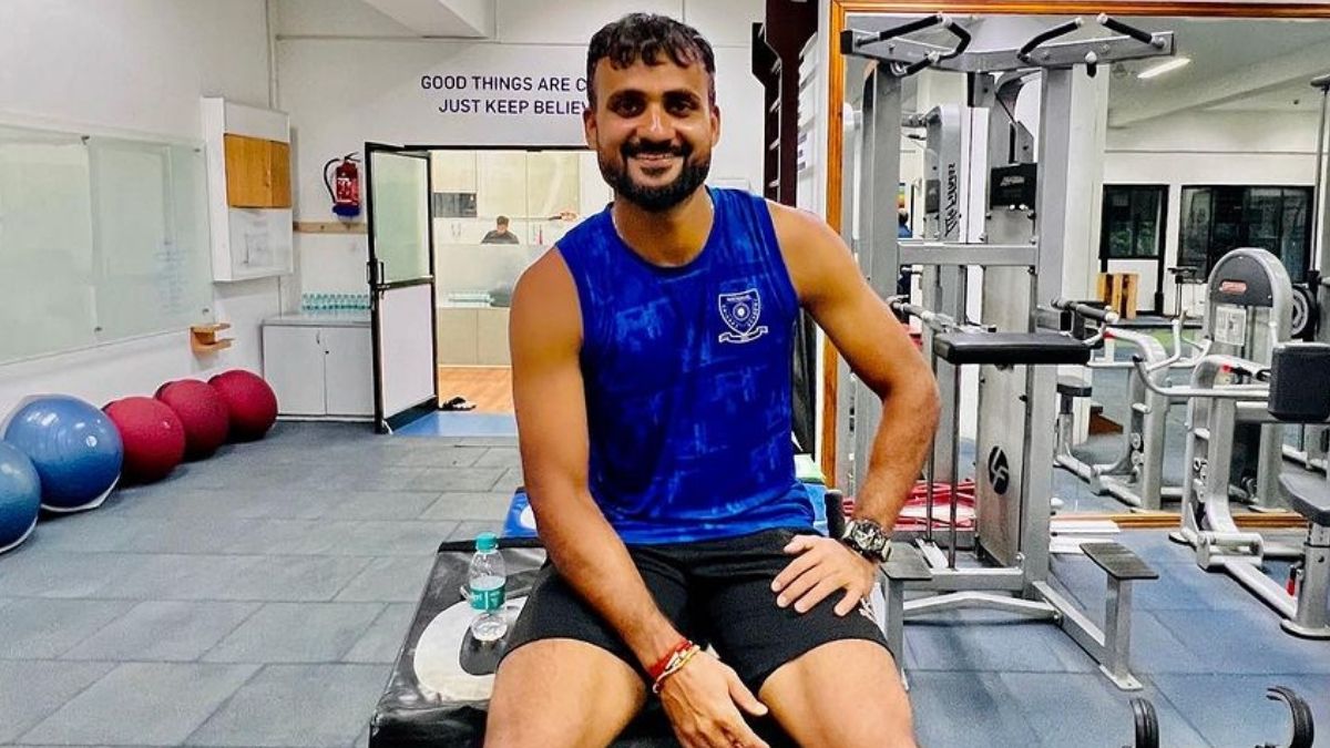 Akash Deep: 2 महीने में भाई और पिता को खोया; 3 साल तक क्रिकेट से रहे दूर, त्याग और तंगी के बाद ...