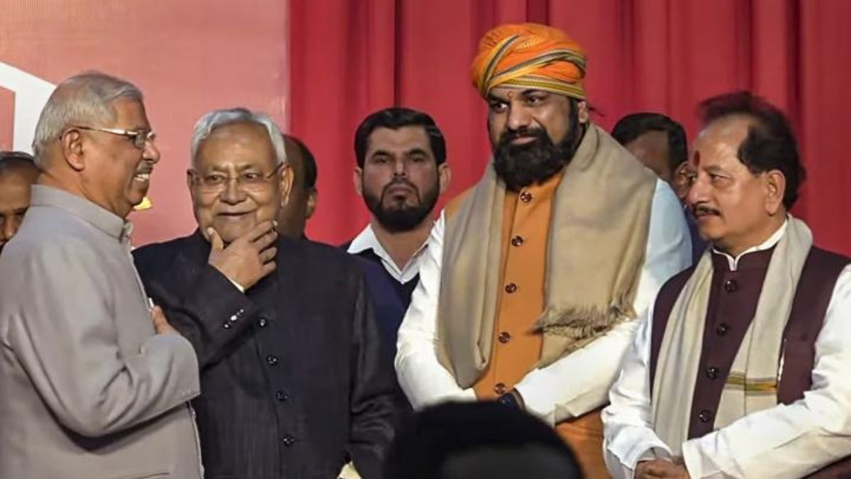 Nitish kumar bihar cabinet ministers portfolio home department Finance ...