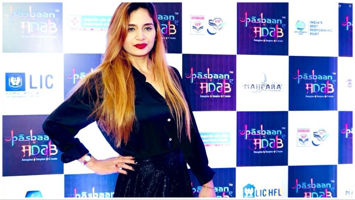 singer actor Mallika Rajput aka vijaylakhsmi body found hanging in the ...