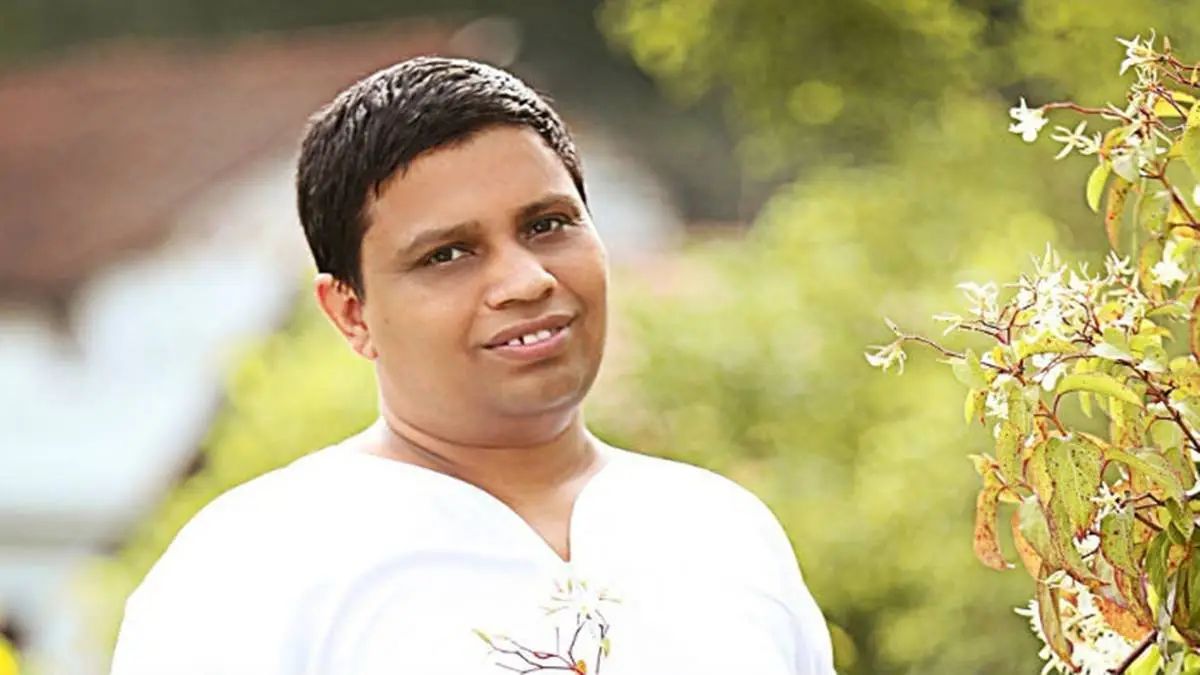 Acharya Balkrishna Success Story, his net worth career life education baba ramdev's patanjali ...