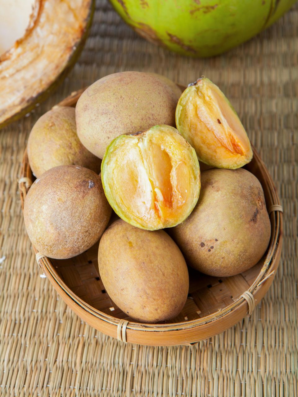 Great benefits of Chikoo or Sapota, Controls Blood Pressure, lose weight