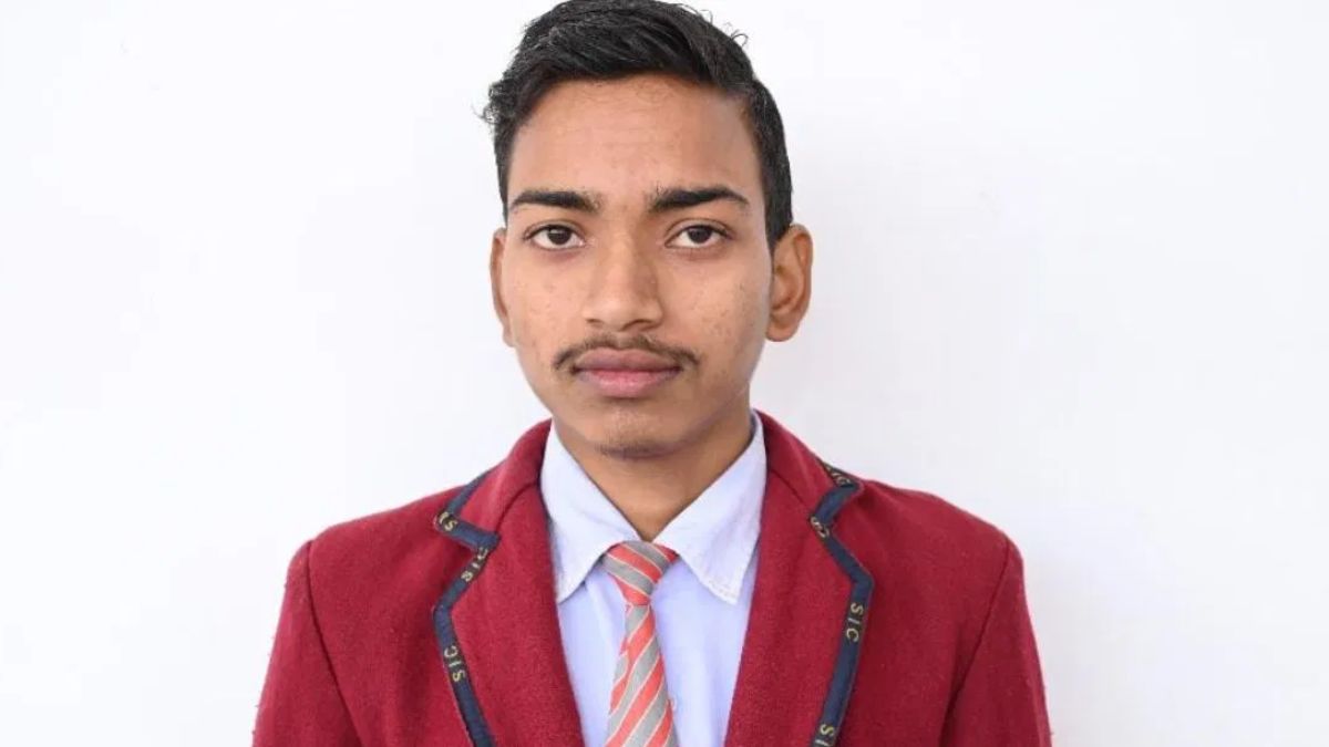 UP Board Result Shubham Verma became 12th topper girls rock -UP Board ...