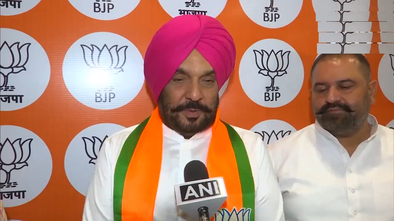 पंजाब में कांग्रेस को लगा बड़ा झटका, महासचिव तेजिंदर सिंह बिट्टू ने दिया इस्तीफा, आज BJP में हो ...