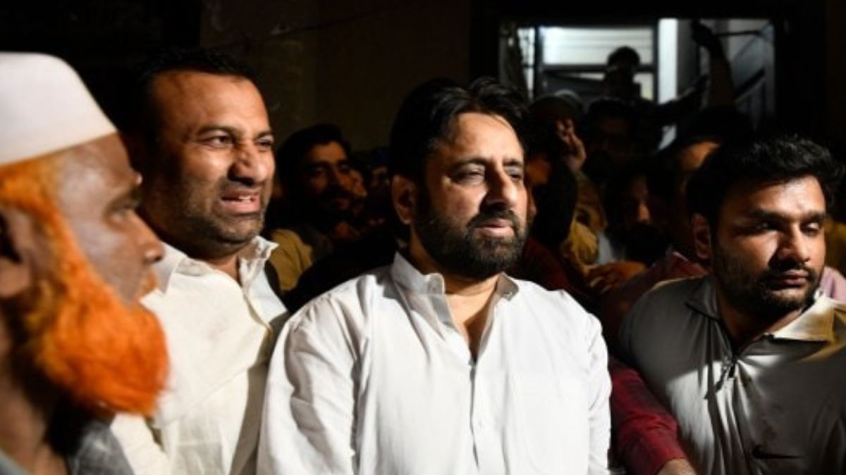delhi waqf board case supreme court refuses anticipatory bail to aap amanatullah khan- 'सबूत हैं ...