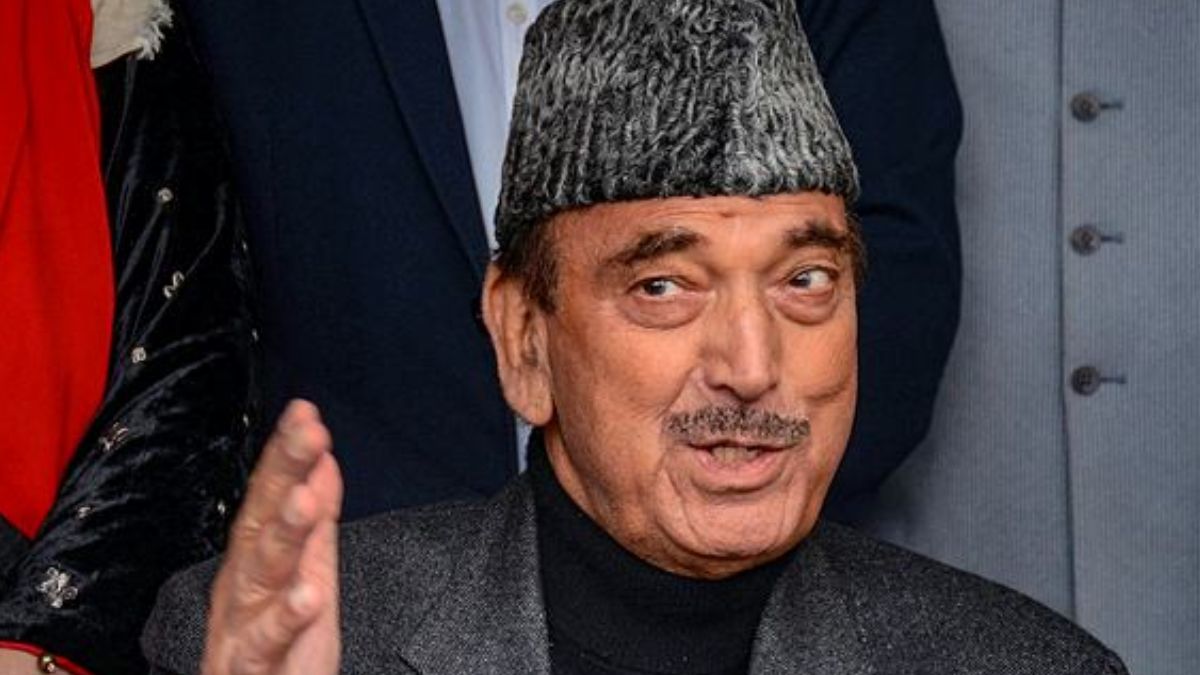 गुलाम नबी आजाद नहीं लड़ेंगे चुनाव, पहले अनंतनाग में महबूबा को देने वाले ...