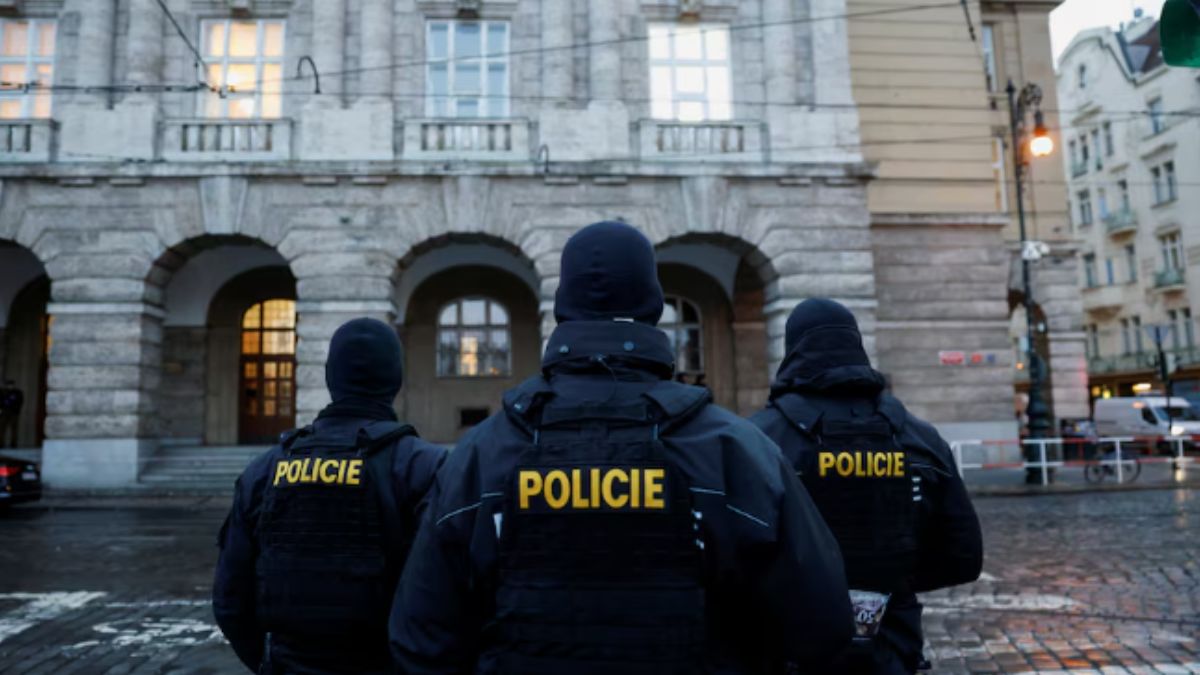 HIV positive women had 200 clients police made this appeal-HIV पॉजिटिव ...