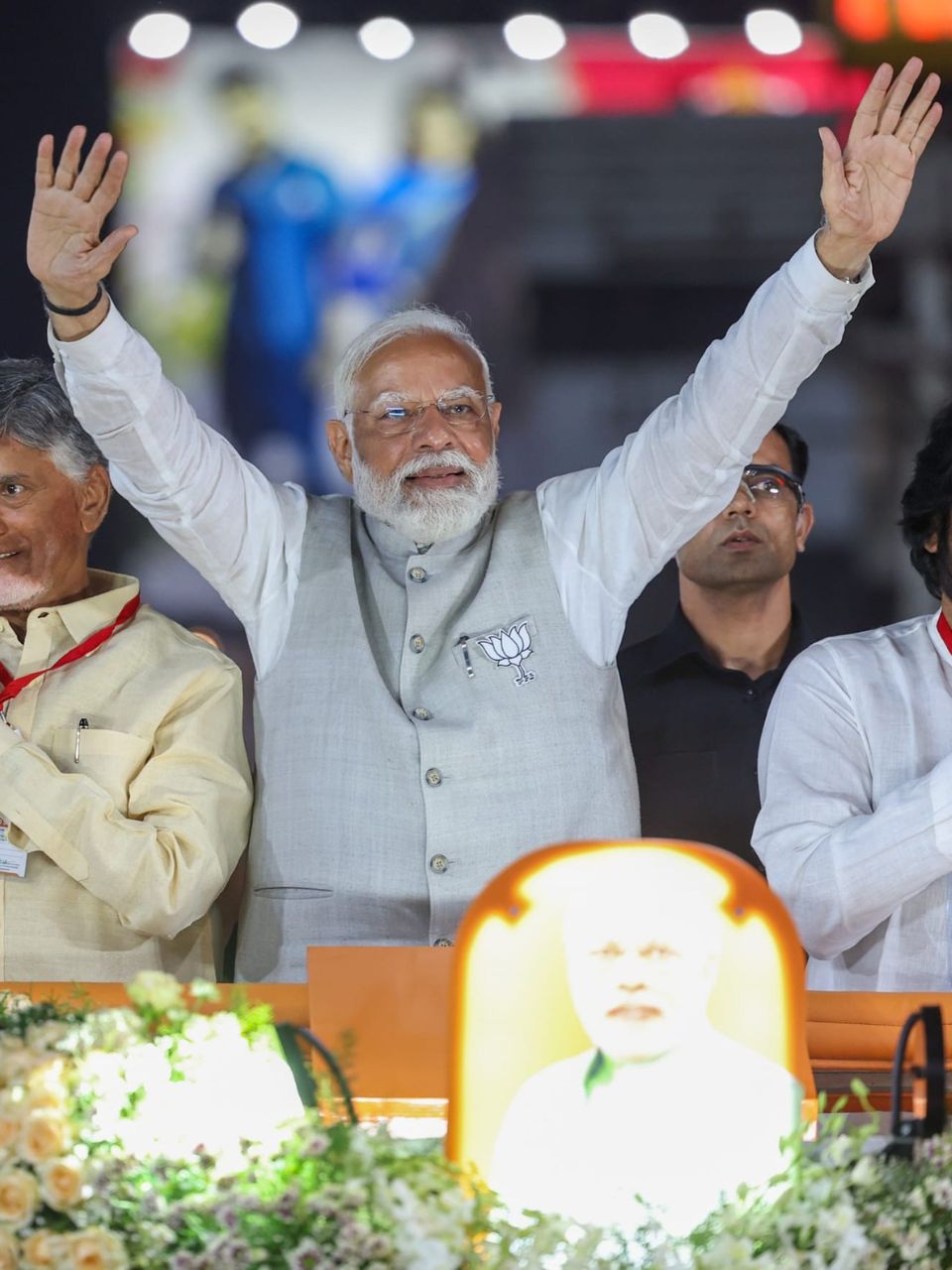 PM Narendra Modi Monthly Salary income: PM Modi को हर महीने कितनी मिलती ...