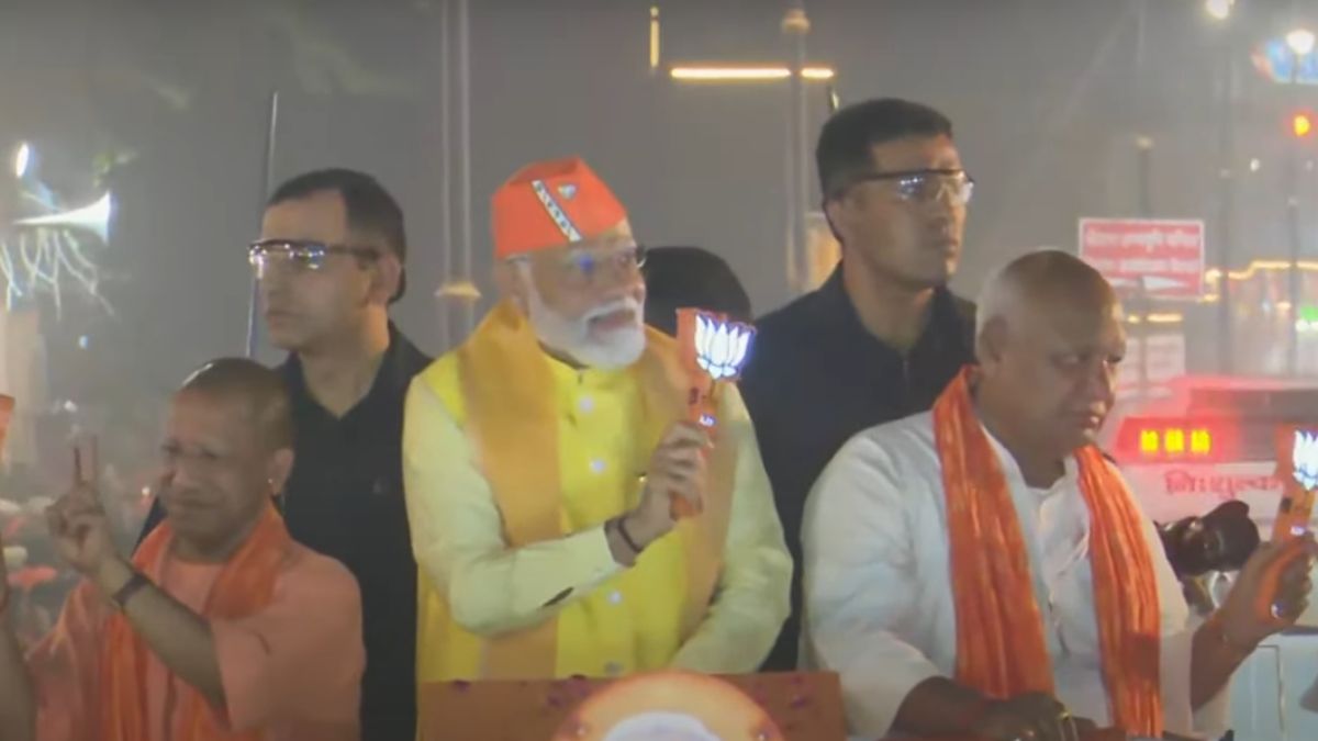 pm narendra modi in ayodhya ramlalla darshan roadshow cm yogi adityanath lok sabha chunav 2024 ...