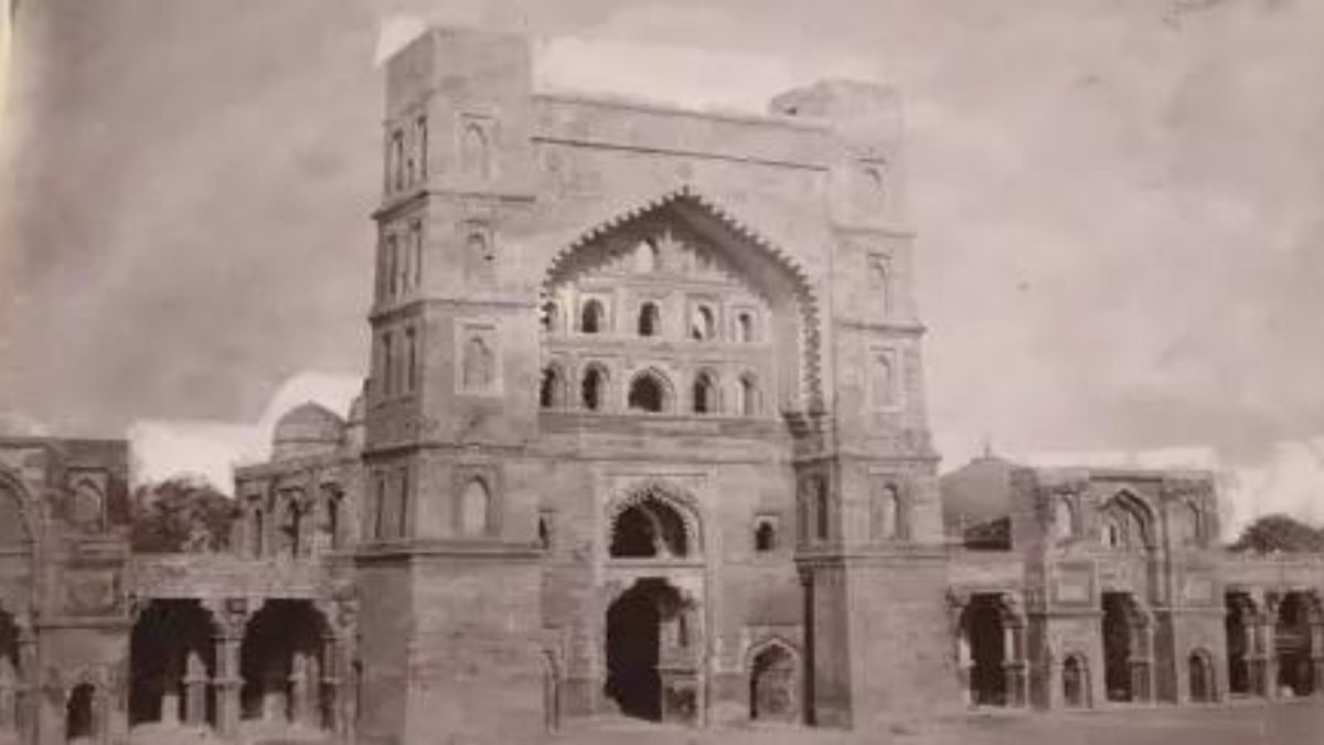 Atala Mosque or Temple Hearing in court know what is the whole ...