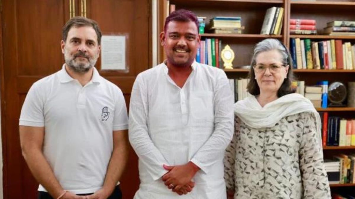 Maharashtra Independent MP Vishal Patil meets Rahul Gandhi extends ...