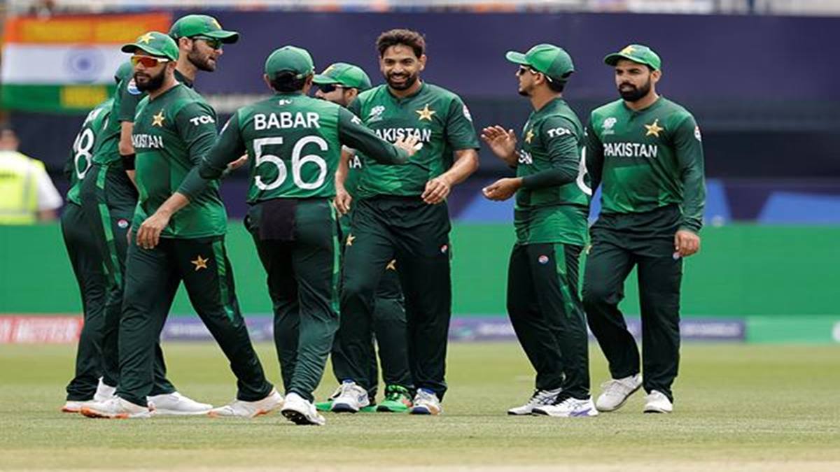 CAN vs PAK T20 World Cup 2024 Azhar Mahmood admits Pakistan team morale ...