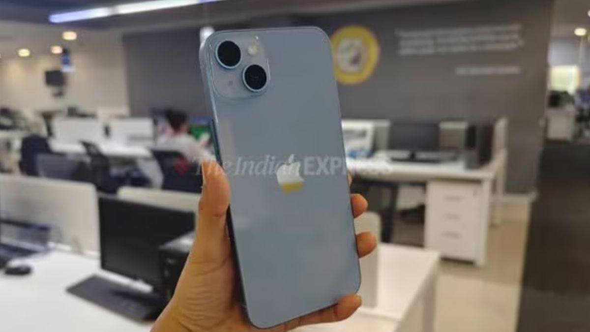 iPhone 14 Plus biggest price cut available on flipkart under Rupees ...