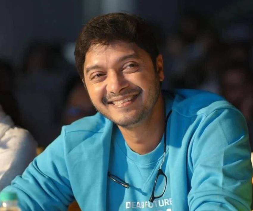 Kangana Ranaut Film Emergency Star Cast Anupam Kher Satish Kaushik Who ...