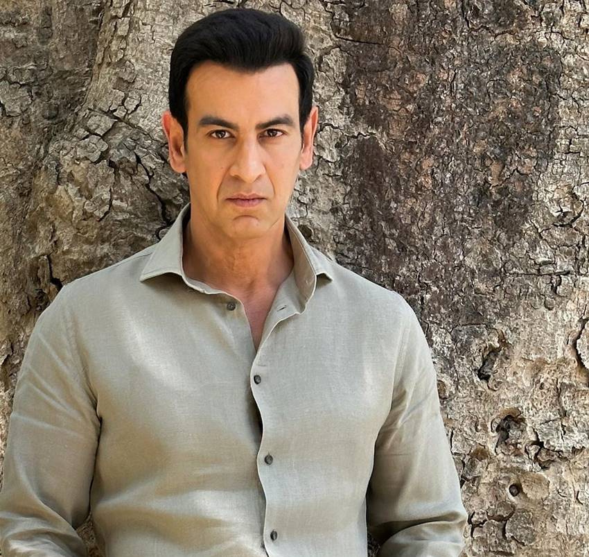Ronit Roy bought a flat worth Rs 18 crore in Mumbai his first salary ...