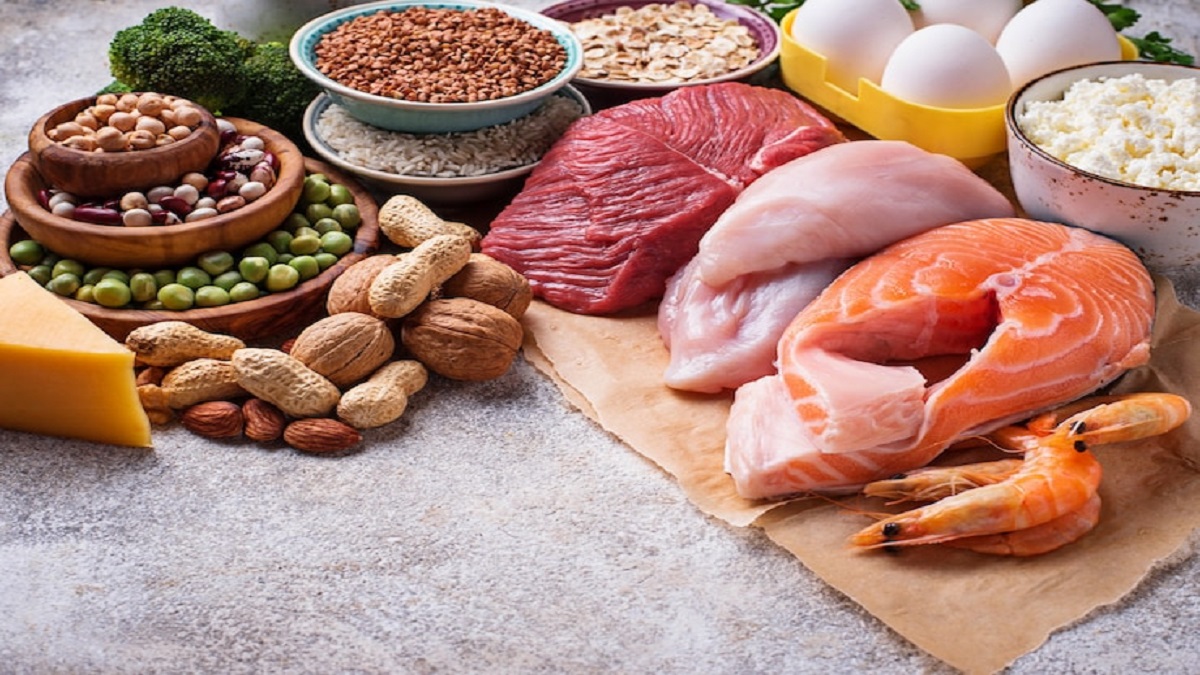 Protein Intake: 40 साल के बाद प्रोटीन का सेवन क्यों बढ़ा देना चाहिए ...