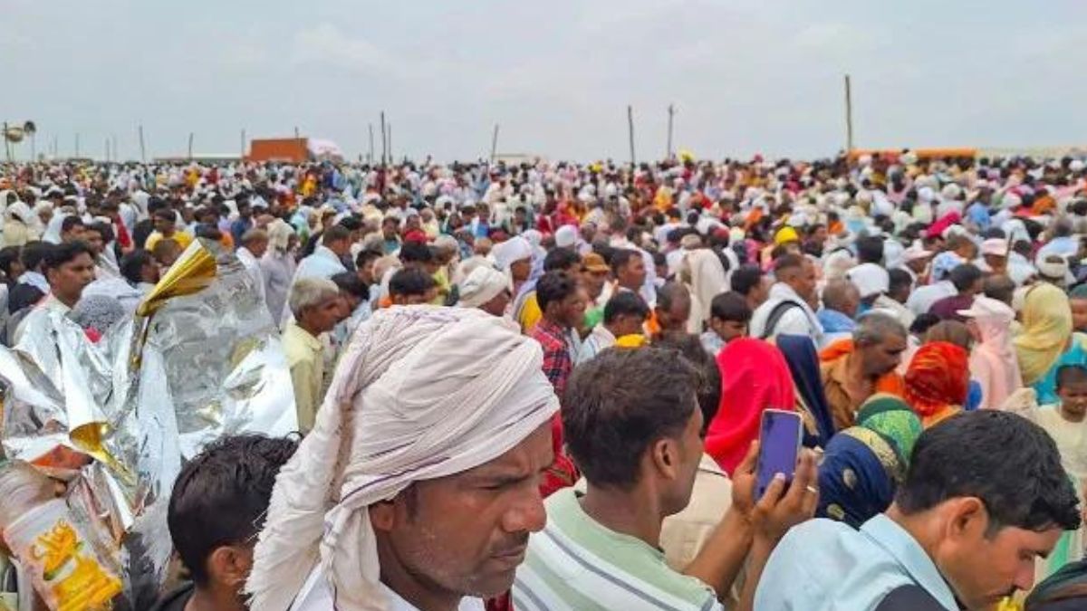 Bhole Baba, Suraj Pal, Narayan Sakar Vishwa Har used to stay at paper ...