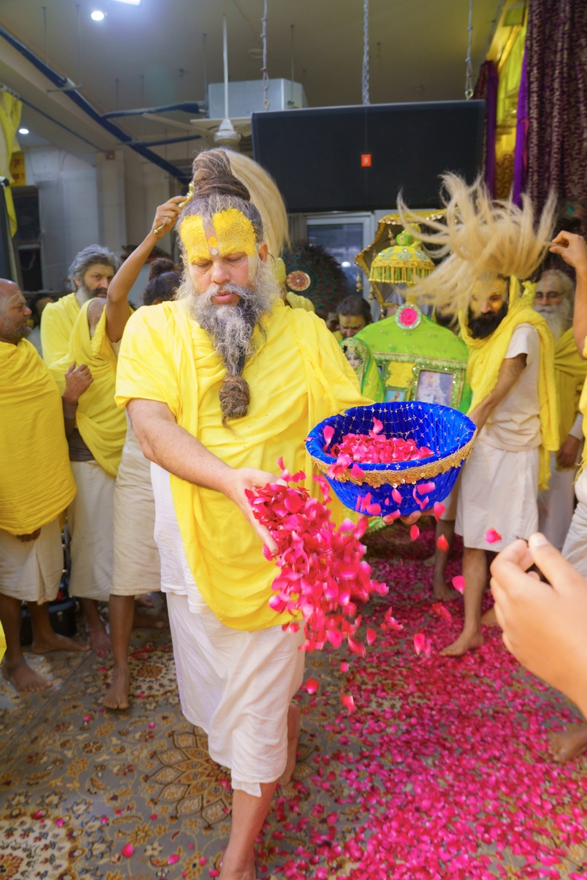 Swami Premanand ji maharaj on Jadu Tona or Black Magic - 'क्या कोई हम ...