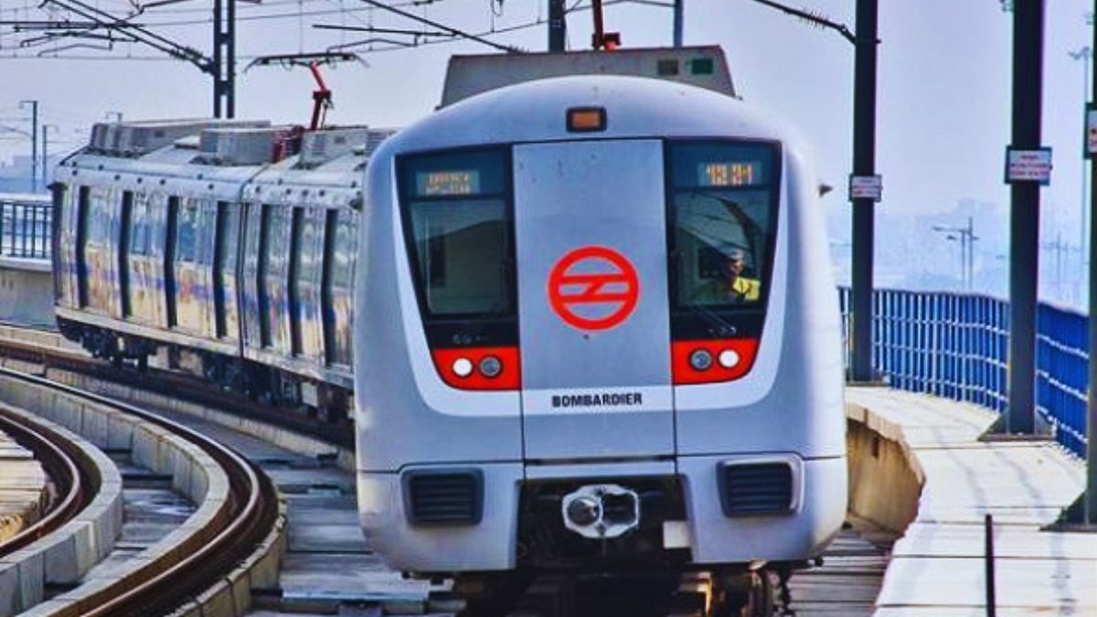 Delhi Metro DMRC has given latest information about trains timings on ...