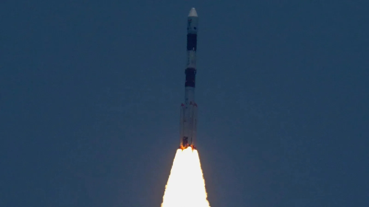 ISRO SSL Commercial Launchs SSLV की सफल लॉन्चिंग पर बोला इसरो, विकास ...