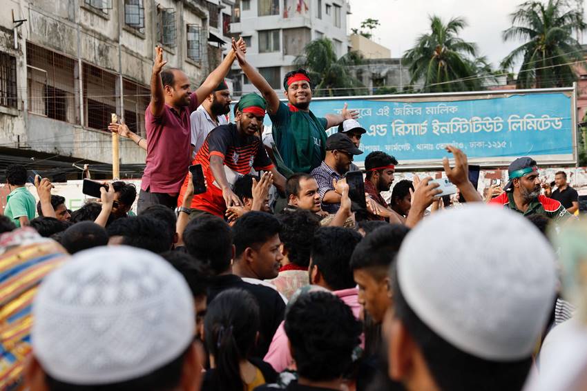 Who is Nahid Islam the hero of students Who Led Protests Against Sheikh ...