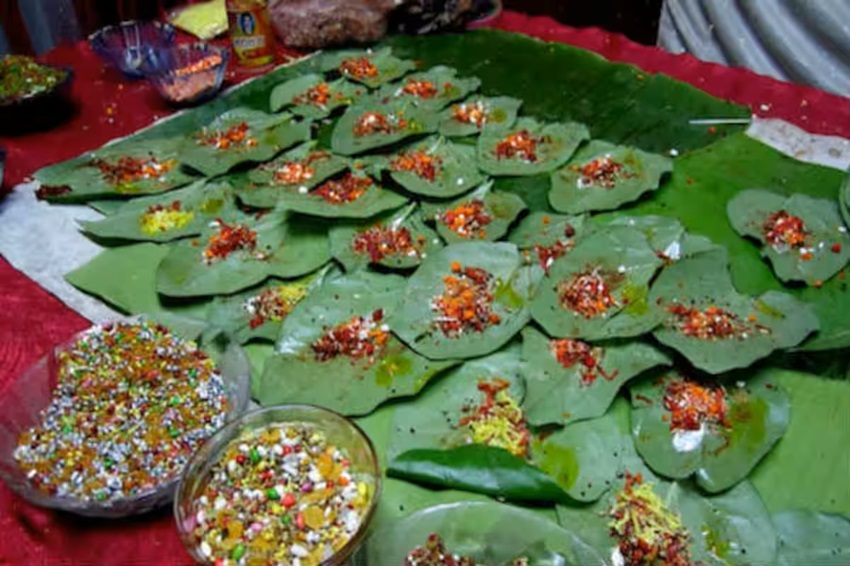 Benefits Of Chewing meetha Paan or sweet Betel Leaves, 5 ingredients ...
