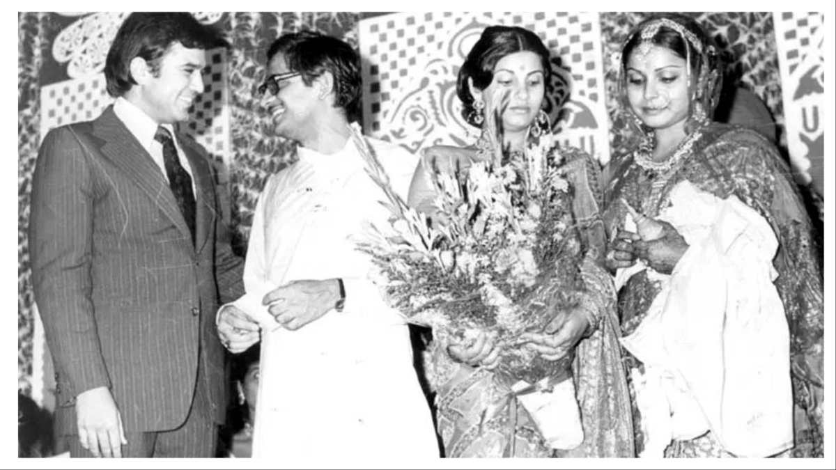 When Gulzar Slapped Raakhee Shocking Reason Involving Sanjeev Kumar ...