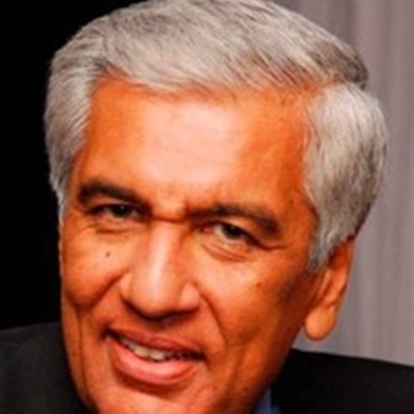 10 famous personalities have done MBA from Navya Naveli Nanda College ...