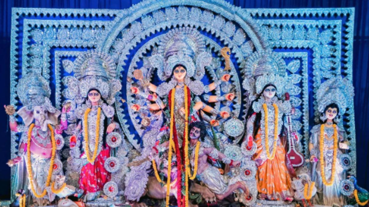 Durga Puja Pandals in Delhi: Mayur Vihar CR Park Chittaranjan Park ...