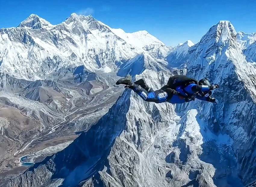 Today In History: Aaj Ka Itihaas, Indian Skydiver Sets New World Record, Padma Shri Awardee ...