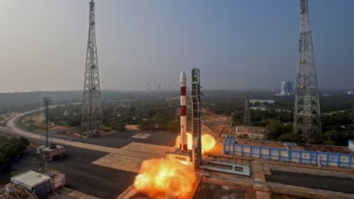 ISRO's Spadex Mission: How India Will Dock Two Satellites To Make One ...