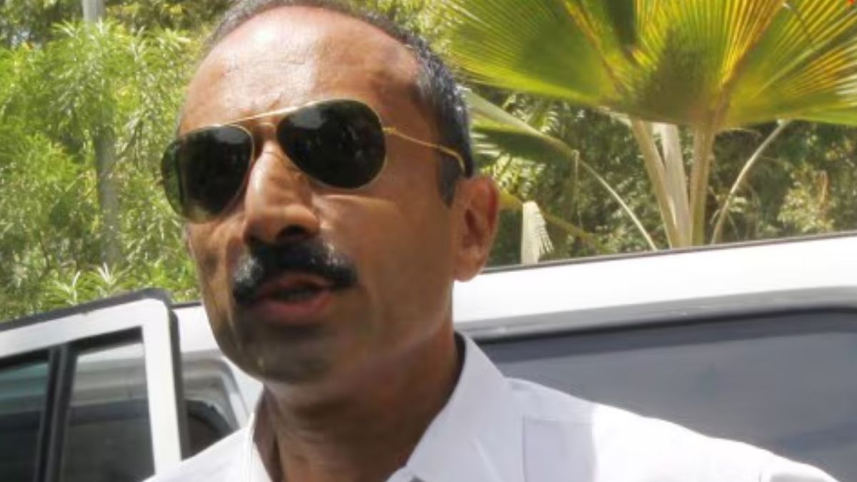 Former IPS officer Sanjiv Bhatt acquitted in the case related to custodial torture-हिरासत में ...