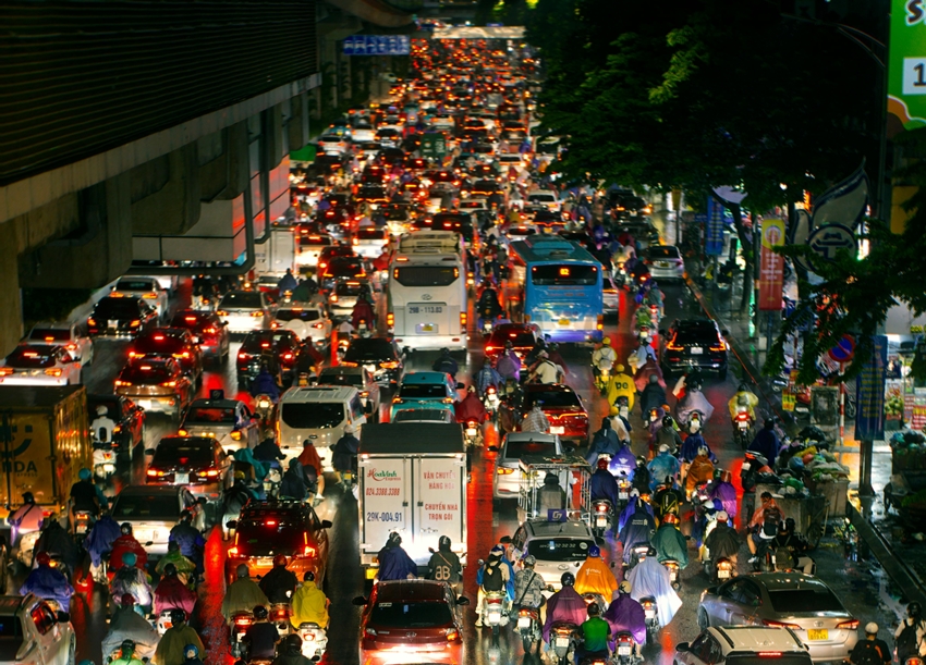 World's Longest 12-day Traffic Jam on China's Beijing-Tibet Expressway, that made history and ...