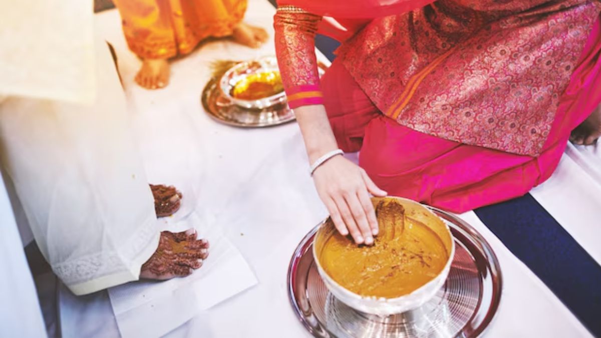 Haldi Ceremony Significance , Haldi Ceremony In Indian Weddings, शादी ...