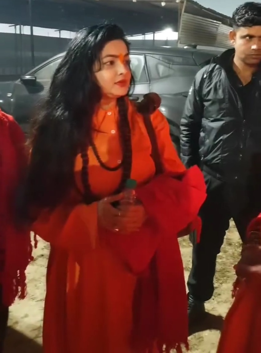 90s Bollywood Star Mamta Kulkarni Embraces Spirituality, Becomes Mahamandaleshwar at Maha Kumbh ...