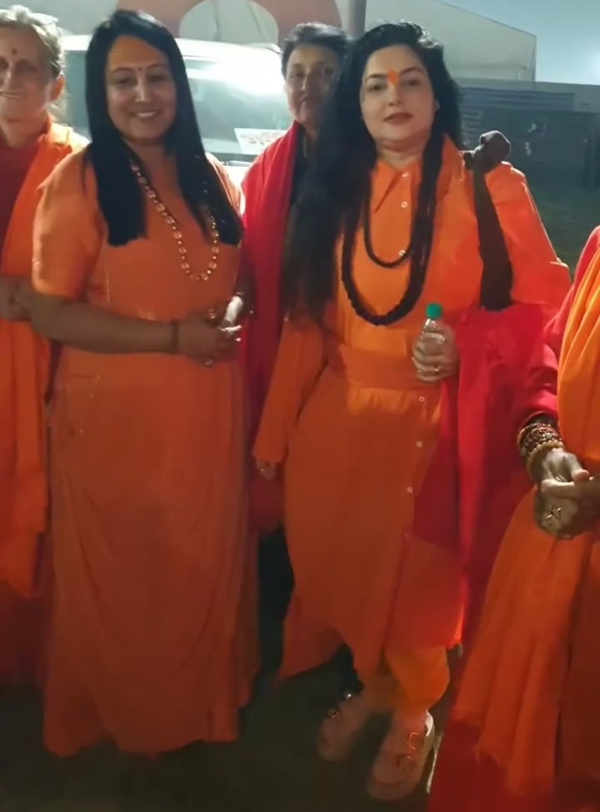 90s Bollywood Star Mamta Kulkarni Embraces Spirituality, Becomes Mahamandaleshwar at Maha Kumbh ...