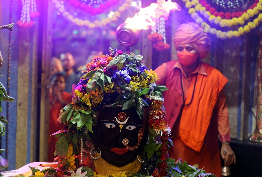 Premanand Maharaj Reveals How to Please Lord Shiva on Mahashivratri, Devotion to Mahadev ...