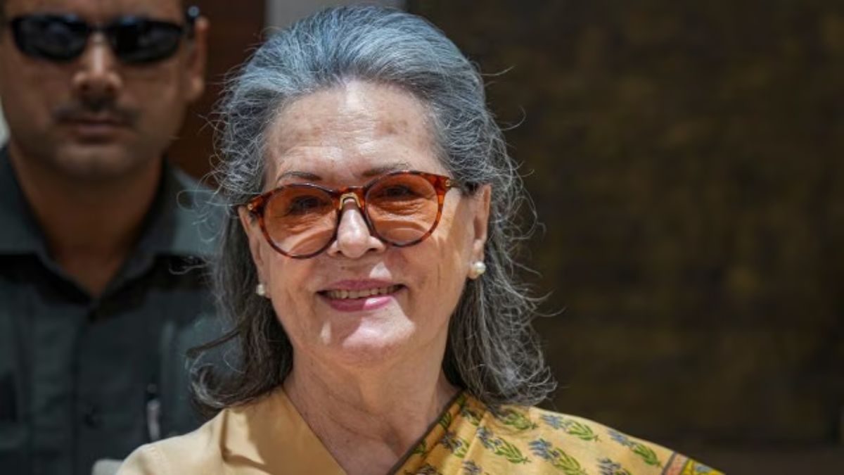 congress leader Sonia Gandhi admitted to Ganga Ram Hospital in delhi know reason -कांग्रेस नेता ...