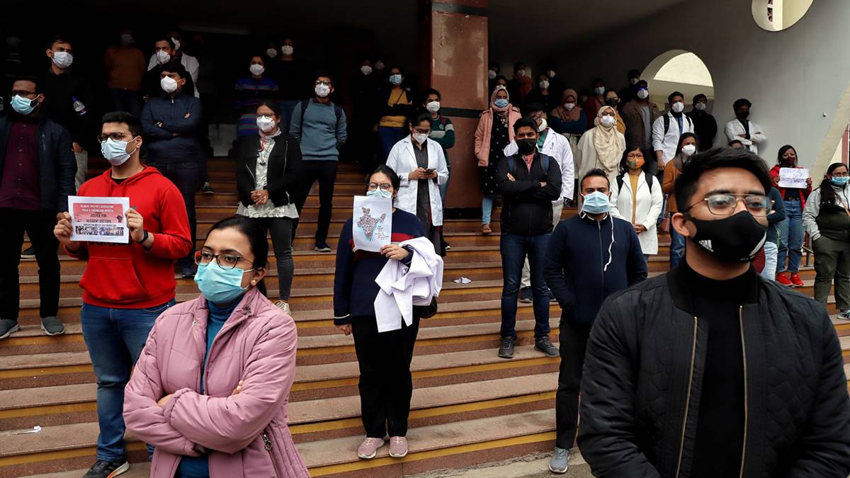 NEET PG 2025 exam held on 15th june mbbs doctors protest exam in two ...