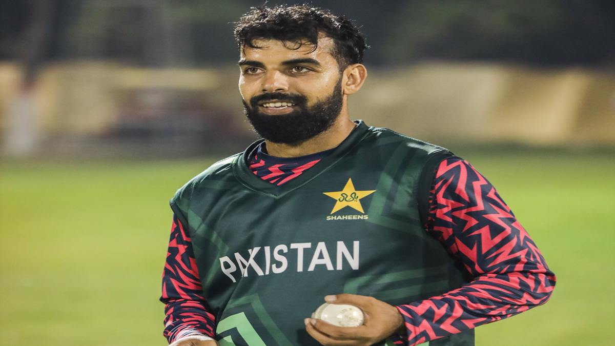 ICU में पाकिस्तान क्रिकेट, शादाब खान का क्यों हुआ चयन? 11 हजार रन और ...