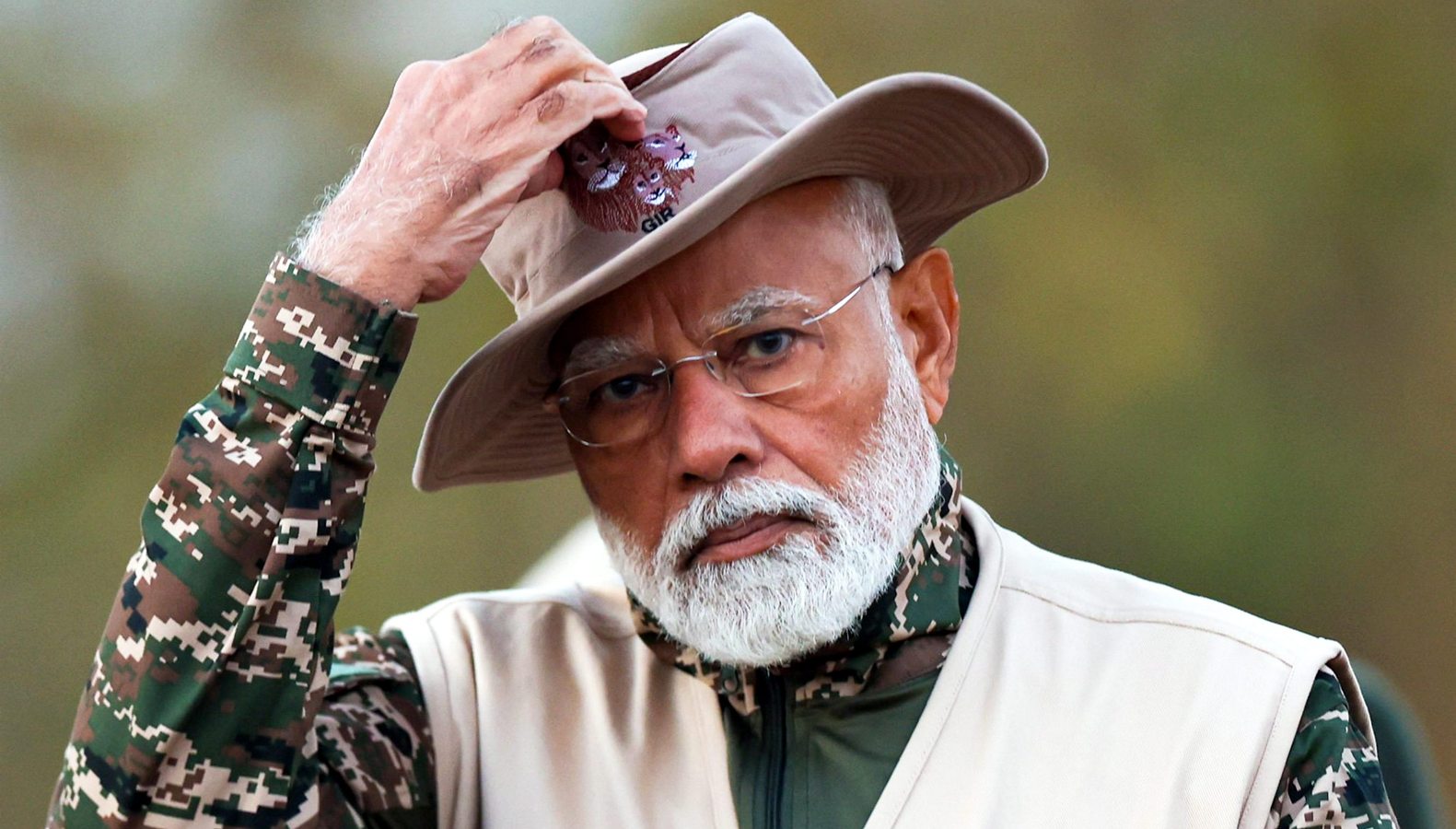 Prime Minister Narendra Modi Encounters a Lion in the Jungle. जंगल में ...