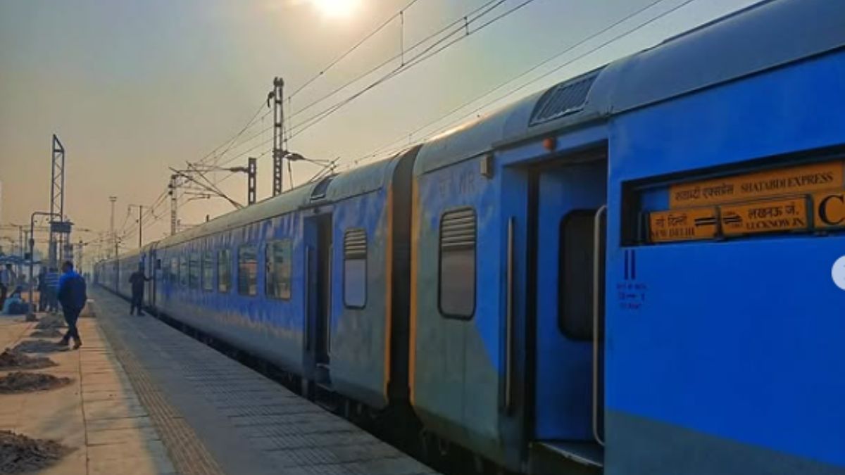 Shatabdi Express train time in lucknow kanpur central aligarh GHAZIABAD new delhi know full ...