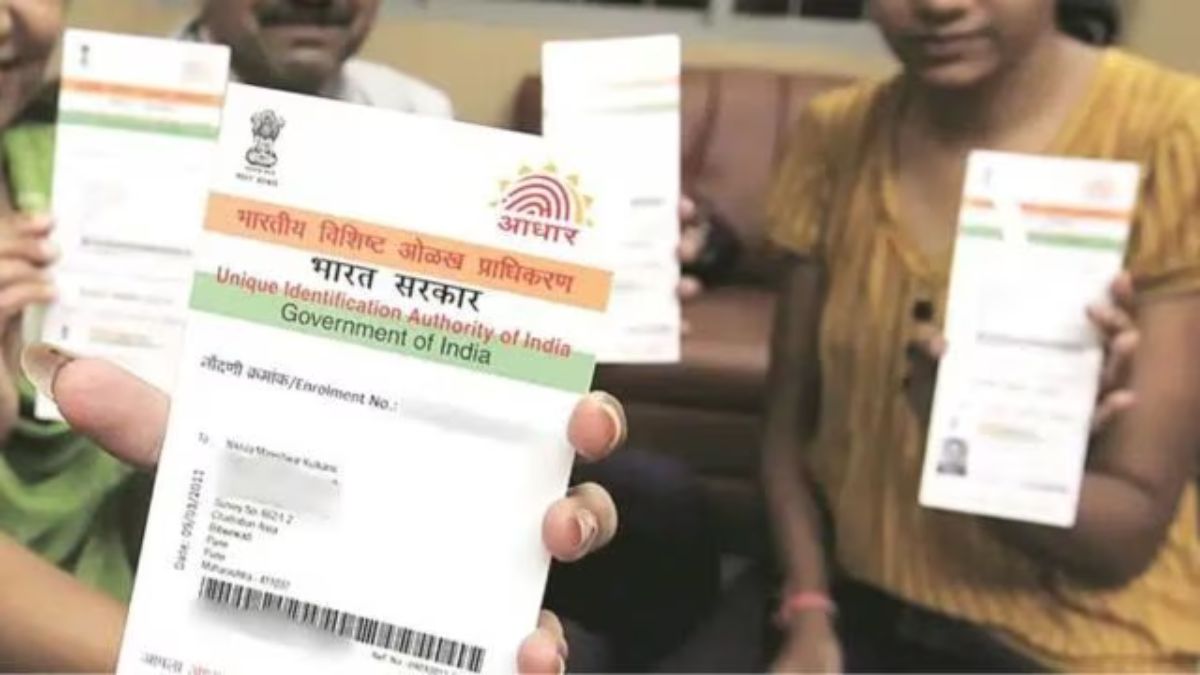 Voter ID Card को आधार से लिंक करने की तैयारी, जल्द निकलेगा EPIC मसले का ...