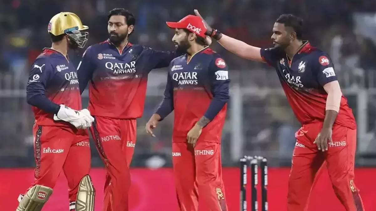 RCB प्लेइंग XI से लियाम लिविंगस्टोन को बाहर कर 21 साल के खिलाड़ी को दे ...