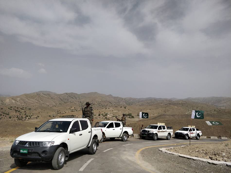 पाकिस्तान की आर्मी में किस रैंक पर था तहव्वुर हुसैन राणा? क्या करते हैं ...