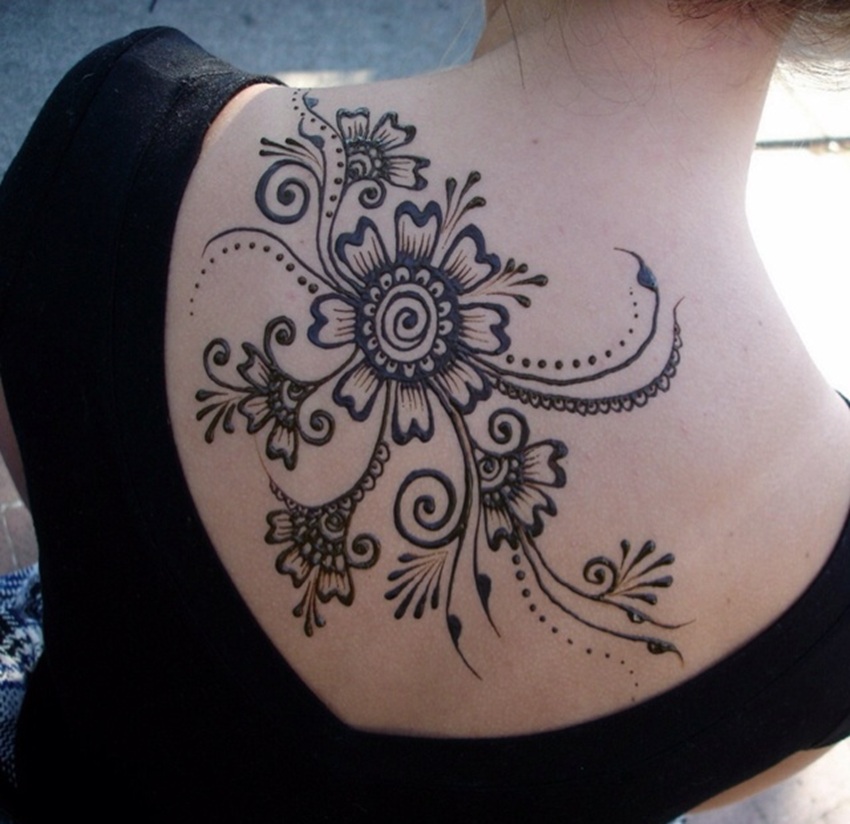 Apply Trendy Mehendi Designs on Your Shoulders and Add Charm to Your ...