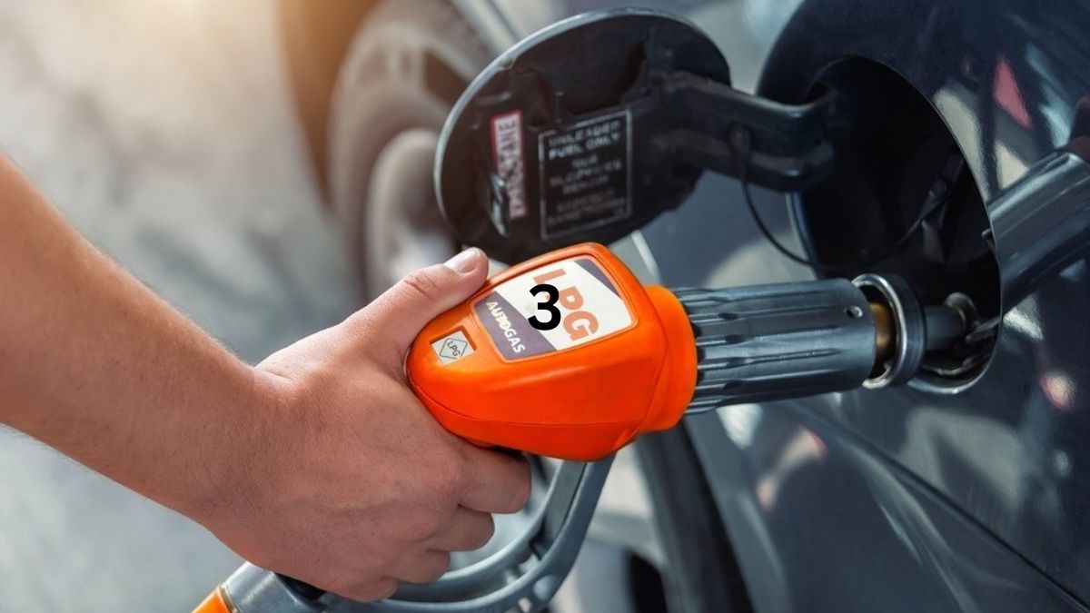 'घबराने की कोई जरूरत नहीं है'...भारत-पाक टेंशन के बीच इंडियन ऑयल ने कहा ...